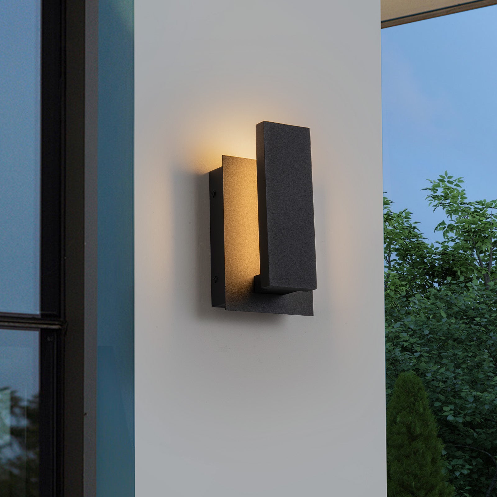 Glowlings 1-Light Modern Rectangular Matte Black LED Outdoor Wall Scon
